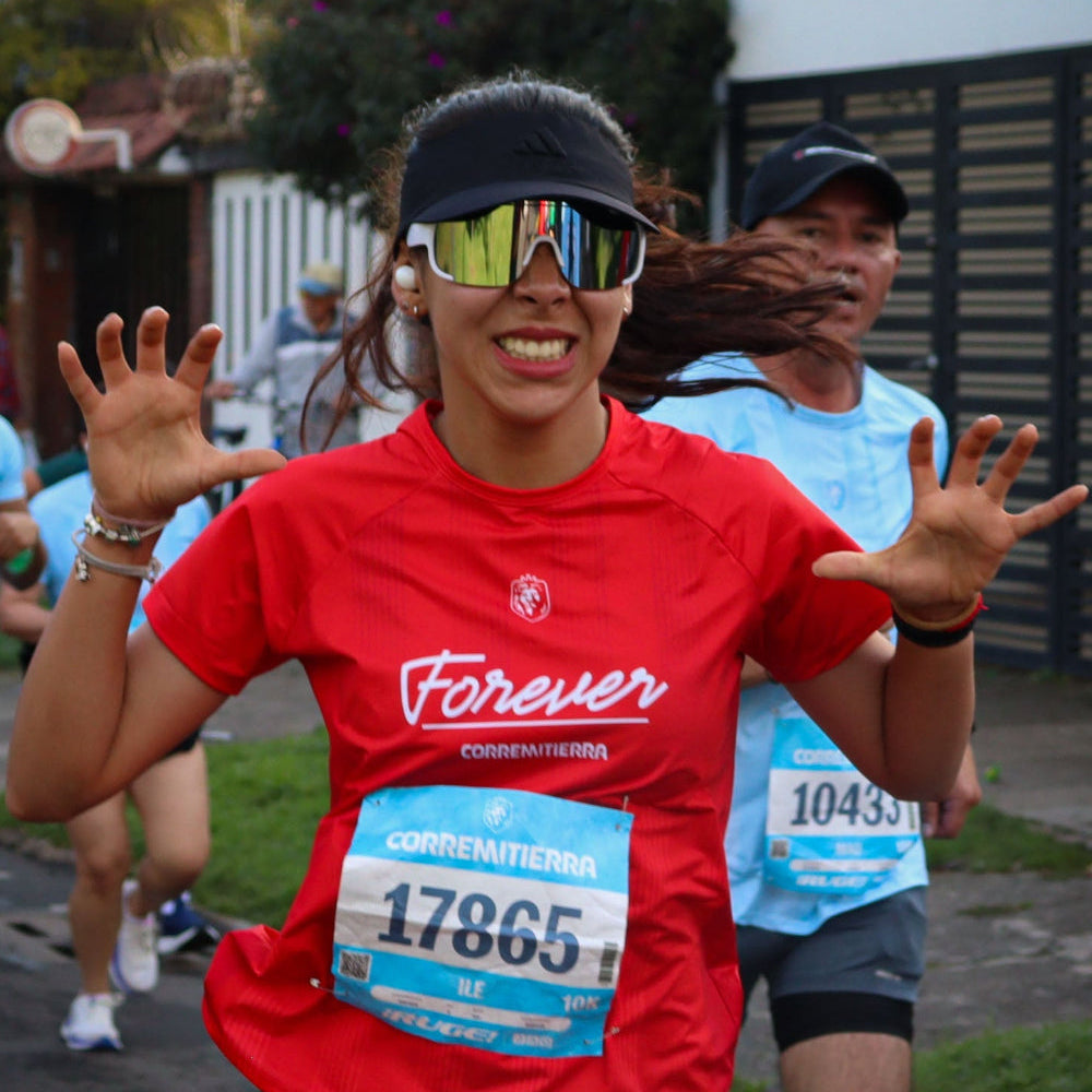 Camiseta Forever CorreMiTierra Woman Naranja – Tienda CORREMITIERRA